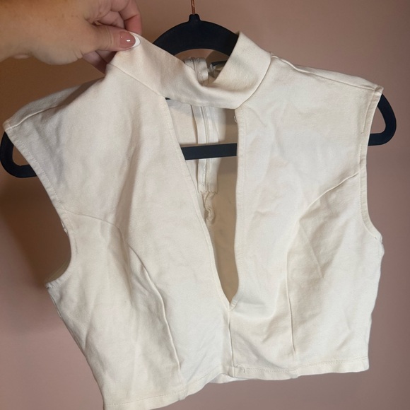 privy | Tops | Elegant White Sleeveless Crop Top | Poshmark